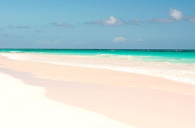 Eleuthera Pink Sands | Wicked Good Travel Tips